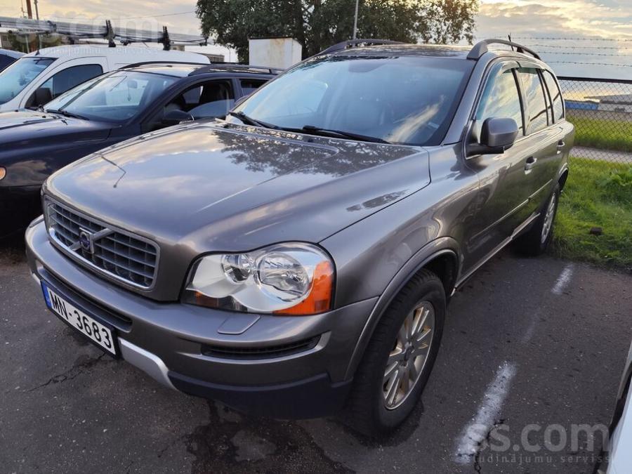 Brūns Volvo XC90 2008 Rīga, ar dzinēja tilpumu 2.40 L un nobraukumu 382 tūkst. km par 4900 €, foto 3 vietnē AUTOMOTO.COM.LV