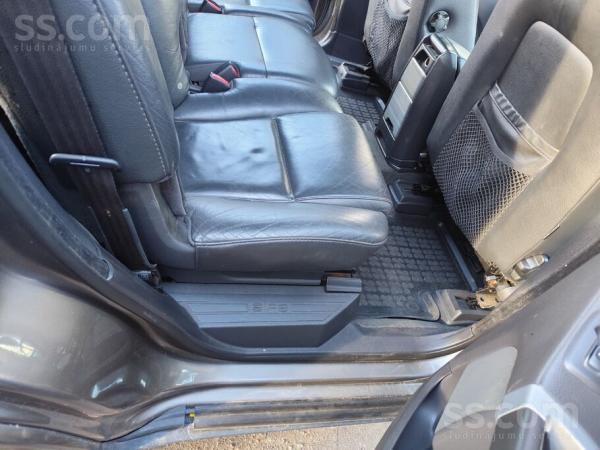 Brūns Volvo XC90 2008 Rīga, ar dzinēja tilpumu 2.40 L un nobraukumu 382 tūkst. km par 4900 €, foto 8 vietnē AUTOMOTO.COM.LV