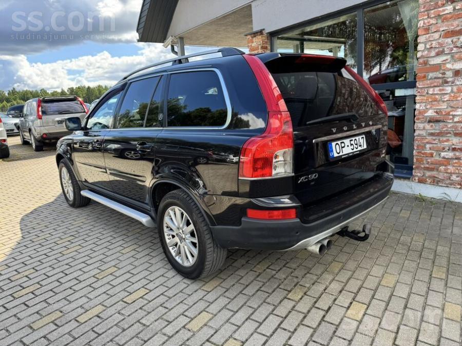 Brūns Volvo XC90 2008 Talsi, ar dzinēja tilpumu 2.40 L un nobraukumu 242 tūkst. km par 6800 €, foto 9 vietnē AUTOMOTO.COM.LV