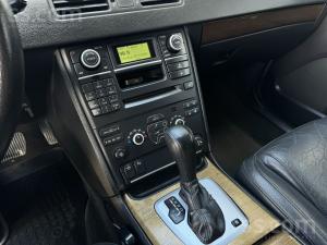 Brūns Volvo XC90 2008 Talsi, ar dzinēja tilpumu 2.40 L un nobraukumu 242 tūkst. km par 6800 €, foto 12 vietnē AUTOMOTO.COM.LV