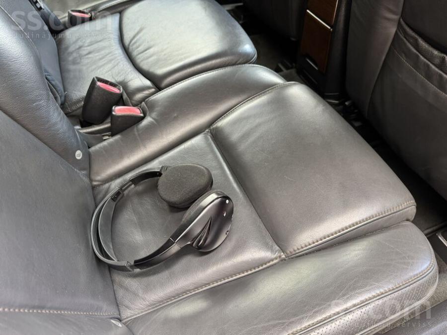 Brūns Volvo XC90 2008 Talsi, ar dzinēja tilpumu 2.40 L un nobraukumu 242 tūkst. km par 6800 €, foto 18 vietnē AUTOMOTO.COM.LV