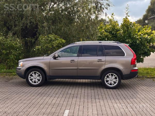 Brūns Volvo XC90 2008 Rīga, ar dzinēja tilpumu 2.40 L un nobraukumu 340 tūkst. km par 4990 €, foto 5 vietnē AUTOMOTO.COM.LV