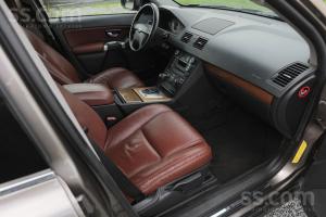 Brūns Volvo XC90 2008 Rīga, ar dzinēja tilpumu 2.40 L un nobraukumu 340 tūkst. km par 4990 €, foto 9 vietnē AUTOMOTO.COM.LV