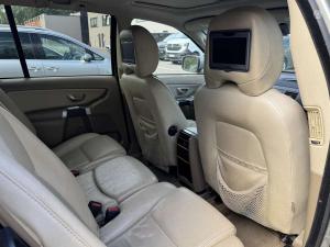 Brown Volvo XC90 2008 in Klaipeda, with an engine capacity of 3.20 L and mileage of 258 thousand km for 1999 €, photo 8 on AUTOMOTO.COM.LV