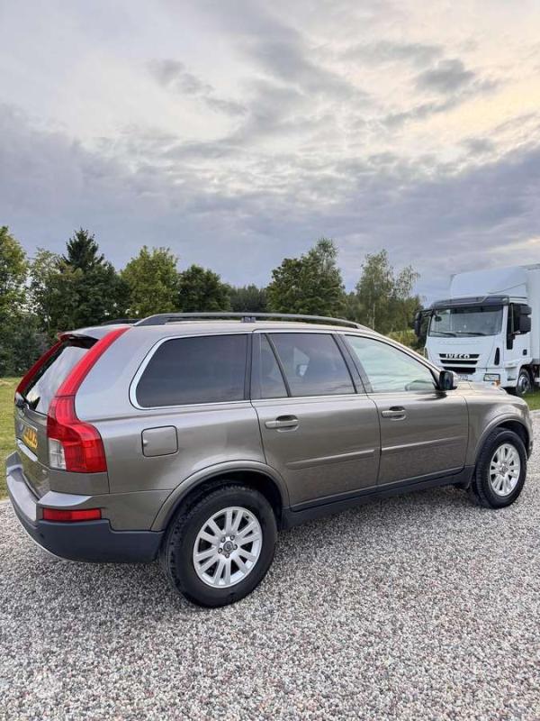 Brown Volvo XC90 2008 in Vilnius, with an engine capacity of 2.40 L and mileage of 416 thousand km for 5850 €, photo 10 on AUTOMOTO.COM.LV