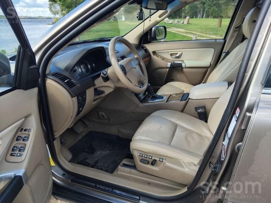 Brūns Volvo XC90 2008 Rīga, ar dzinēja tilpumu 2.40 L un nobraukumu 392 tūkst. km par 4000 €, foto 6 vietnē AUTOMOTO.COM.LV