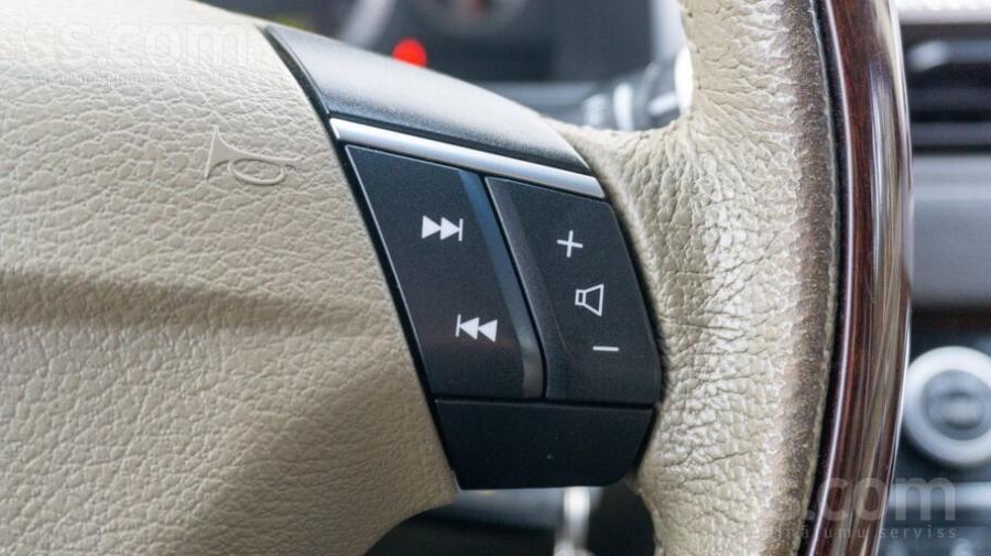 Brūns Volvo XC90 2008 Rīga, ar dzinēja tilpumu 2.40 L un nobraukumu 382 tūkst. km par 6990 €, foto 20 vietnē AUTOMOTO.COM.LV