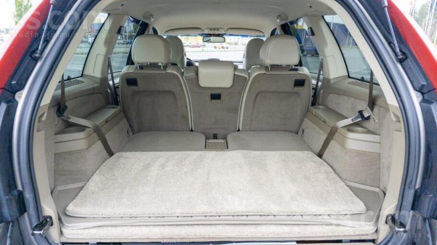 Brūns Volvo XC90 2008 Rīga, ar dzinēja tilpumu 2.40 L un nobraukumu 382 tūkst. km par 6990 €, foto 30 vietnē AUTOMOTO.COM.LV