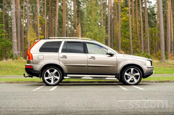 Volvo XC90 2008 in Riga on AUTOMOTO.COM.LV Brown Volvo XC90 2008 in Riga, with an engine capacity of 2.40 L and mileage of 382 thousand km for 6990 €, photo 10 on AUTOMOTO.COM.LV