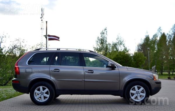 Brown Volvo XC90 2009 in Tukums, with an engine capacity of 2.40 L and mileage of 407 thousand km for 2500 €, photo 3 on AUTOMOTO.COM.LV