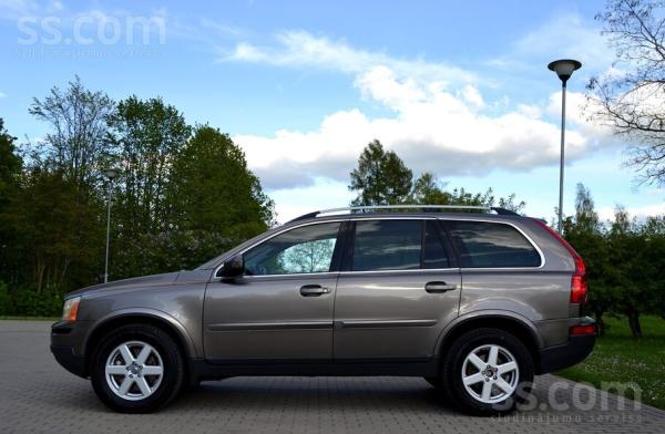 Brown Volvo XC90 2009 in Tukums, with an engine capacity of 2.40 L and mileage of 407 thousand km for 2500 €, photo 4 on AUTOMOTO.COM.LV
