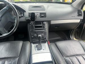 Brūns Volvo XC90 2010 Jelgava, ar dzinēja tilpumu 2.40 L un nobraukumu 283 tūkst. km par 10000 €, foto 9 vietnē AUTOMOTO.COM.LV