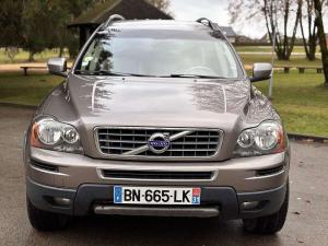 Brown Volvo XC90 2011 in Raseiniai, with an engine capacity of 2.40 L and mileage of 346 thousand km for 8700 €, photo 3 on AUTOMOTO.COM.LV