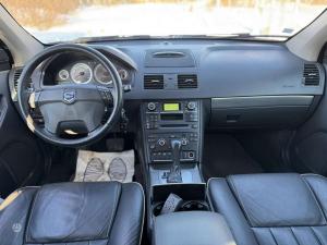 Brown Volvo XC90 2011 in Taurage, with an engine capacity of 2.40 L and mileage of 260 thousand km for 9300 €, photo 10 on AUTOMOTO.COM.LV