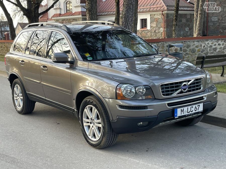 Brūns Volvo XC90 2011 Viļņa, ar dzinēja tilpumu 2.40 L un nobraukumu 290 tūkst. km par 8850 €, foto 1 vietnē AUTOMOTO.COM.LV