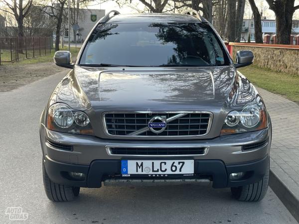 Brown Volvo XC90 2011 in Vilnius, with an engine capacity of 2.40 L and mileage of 290 thousand km for 8850 €, photo 3 on AUTOMOTO.COM.LV