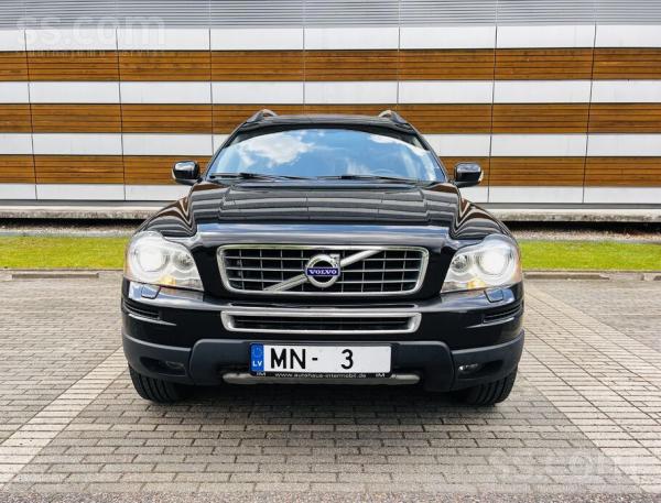 Brown Volvo XC90 2011 in Riga, with an engine capacity of 2.40 L and mileage of 283 thousand km for 8650 €, photo 6 on AUTOMOTO.COM.LV