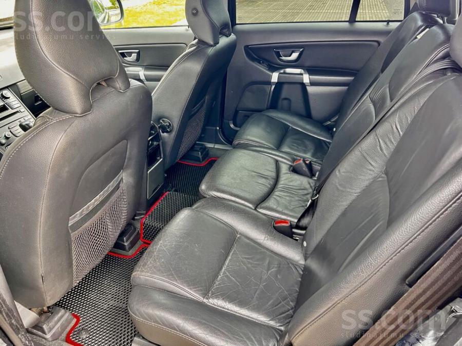 Brūns Volvo XC90 2011 Rīga, ar dzinēja tilpumu 2.40 L un nobraukumu 283 tūkst. km par 8650 €, foto 14 vietnē AUTOMOTO.COM.LV