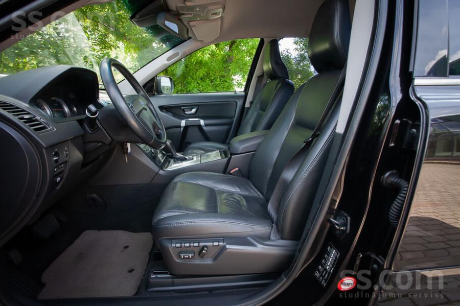 Brūns Volvo XC90 2011 Tukums, ar dzinēja tilpumu 2.40 L un nobraukumu 0 tūkst. km par 9490 €, foto 14 vietnē AUTOMOTO.COM.LV