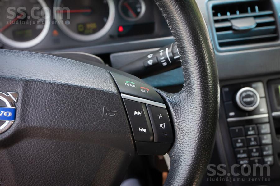 Brūns Volvo XC90 2011 Tukums, ar dzinēja tilpumu 2.40 L un nobraukumu 0 tūkst. km par 9490 €, foto 22 vietnē AUTOMOTO.COM.LV
