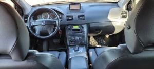Brown Volvo XC90 2011 in Riga, with an engine capacity of 2.40 L and mileage of 217 thousand km for 11200 €, photo 17 on AUTOMOTO.COM.LV