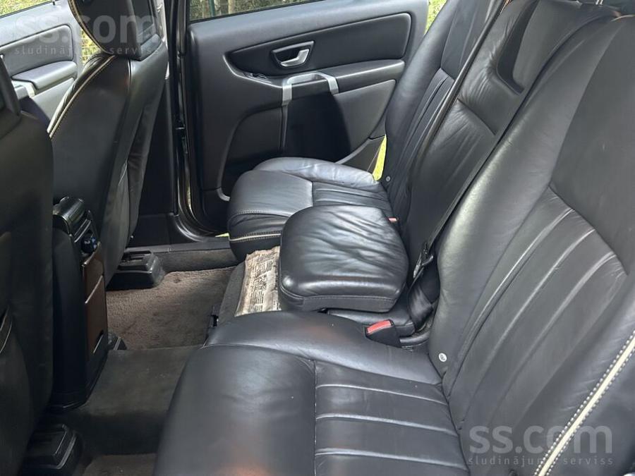 Brūns Volvo XC90 2011 Rīga, ar dzinēja tilpumu 2.40 L un nobraukumu 320 tūkst. km par 8550 €, foto 14 vietnē AUTOMOTO.COM.LV