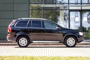 Brown Volvo XC90 2011 in Tukums, with an engine capacity of 2.40 L and mileage of 360 thousand km for 9490 €, photo 9 on AUTOMOTO.COM.LV