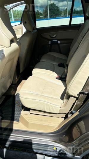 Brūns Volvo XC90 2011 Madona, ar dzinēja tilpumu 2.40 L un nobraukumu 335 tūkst. km par 8300 €, foto 12 vietnē AUTOMOTO.COM.LV