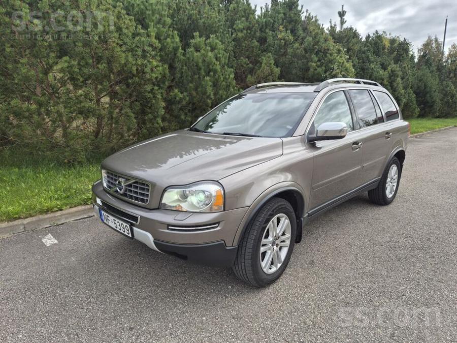 Brown Volvo XC90 2011 in Talsi, with an engine capacity of 2.40 L and mileage of 222 thousand km for 9200 €, photo 1 on AUTOMOTO.COM.LV