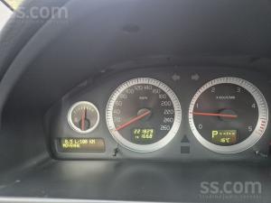 Brown Volvo XC90 2011 in Talsi, with an engine capacity of 2.40 L and mileage of 222 thousand km for 9200 €, photo 7 on AUTOMOTO.COM.LV
