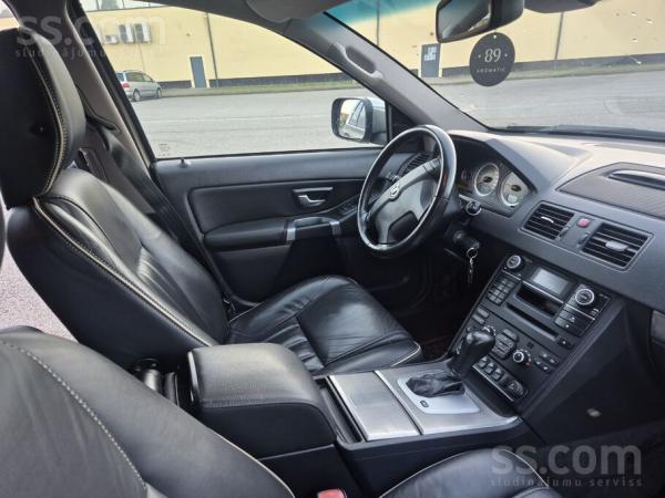 Brūns Volvo XC90 2011 Talsi, ar dzinēja tilpumu 2.40 L un nobraukumu 221 tūkst. km par 9200 €, foto 7 vietnē AUTOMOTO.COM.LV