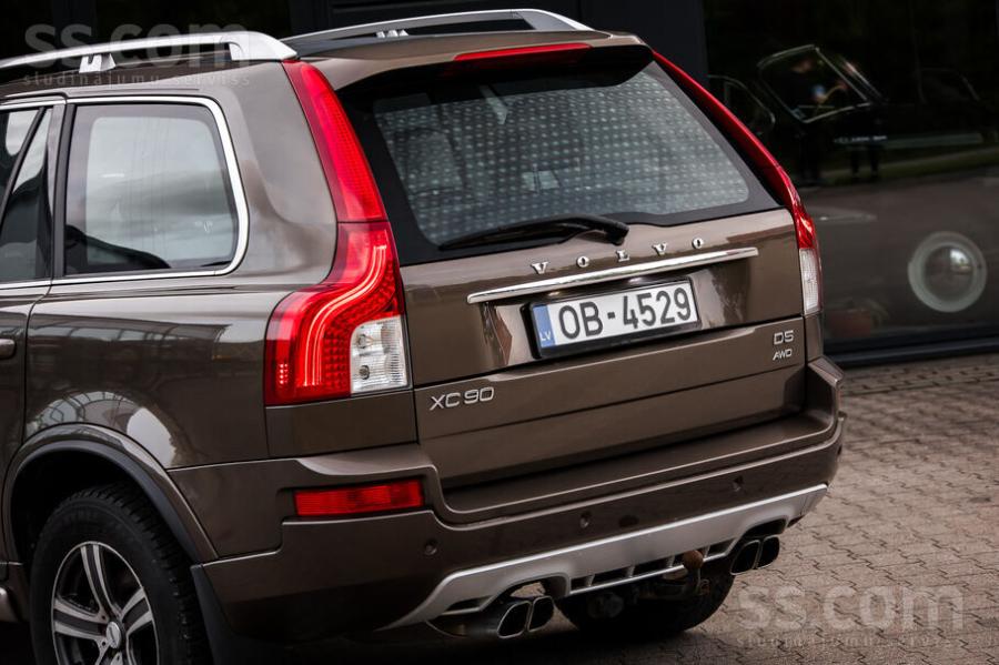 Brūns Volvo XC90 2012 Jelgava, ar dzinēja tilpumu 2.40 L un nobraukumu 0 tūkst. km par 12990 €, foto 14 vietnē AUTOMOTO.COM.LV