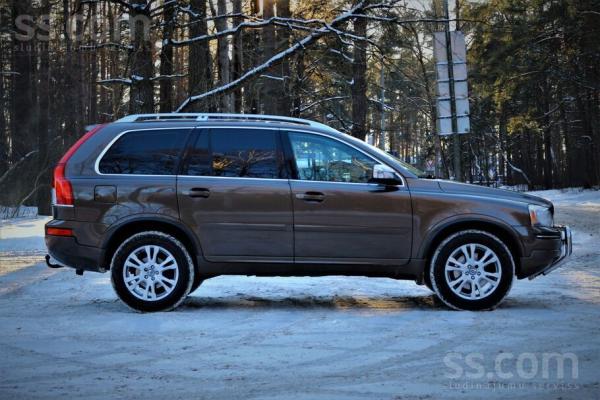 Brūns Volvo XC90 2012 Rīga, ar dzinēja tilpumu 2.40 L un nobraukumu 270 tūkst. km par 12900 €, foto 6 vietnē AUTOMOTO.COM.LV