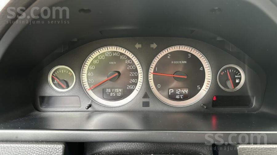 Brūns Volvo XC90 2012 Rīga, ar dzinēja tilpumu 2.40 L un nobraukumu 361 tūkst. km par 11950 €, foto 17 vietnē AUTOMOTO.COM.LV