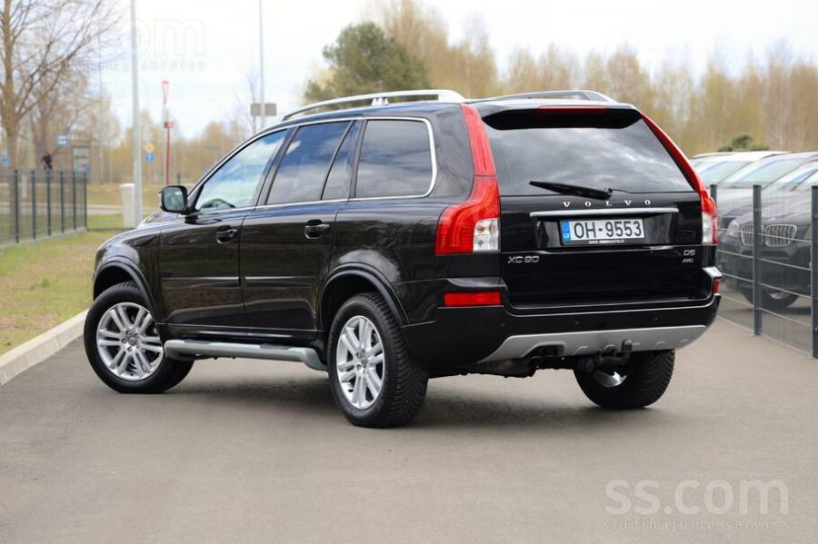 Brown Volvo XC90 2012 in Jelgava, with an engine capacity of 2.40 L and mileage of 0 thousand km for 10850 €, photo 7 on AUTOMOTO.COM.LV