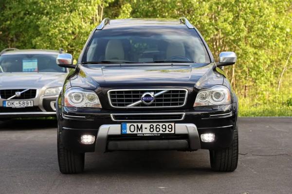 Brūns Volvo XC90 2012 Jelgava, ar dzinēja tilpumu 2.40 L un nobraukumu 367 tūkst. km par 10990 €, foto 2 vietnē AUTOMOTO.COM.LV