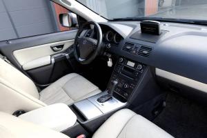 Brūns Volvo XC90 2012 Jelgava, ar dzinēja tilpumu 2.40 L un nobraukumu 367 tūkst. km par 10990 €, foto 15 vietnē AUTOMOTO.COM.LV