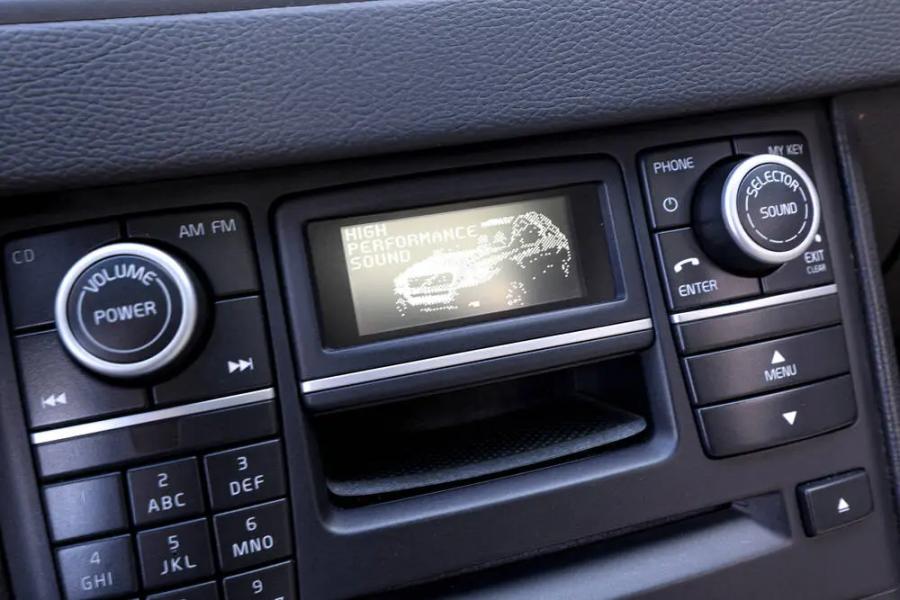Brūns Volvo XC90 2012 Jelgava, ar dzinēja tilpumu 2.40 L un nobraukumu 367 tūkst. km par 10990 €, foto 18 vietnē AUTOMOTO.COM.LV