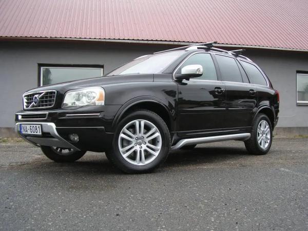 Brūns Volvo XC90 2012 Sigulda, ar dzinēja tilpumu 2.40 L un nobraukumu 361 tūkst. km par 10850 €, foto 1 vietnē AUTOMOTO.COM.LV