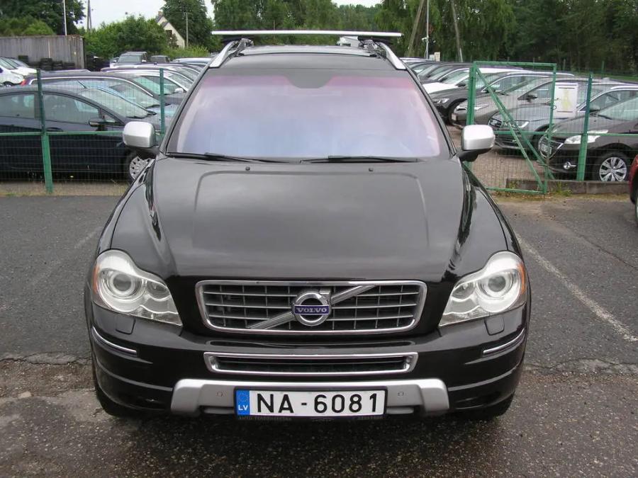Brown Volvo XC90 2012 in Sigulda, with an engine capacity of 2.40 L and mileage of 361 thousand km for 10850 €, photo 6 on AUTOMOTO.COM.LV