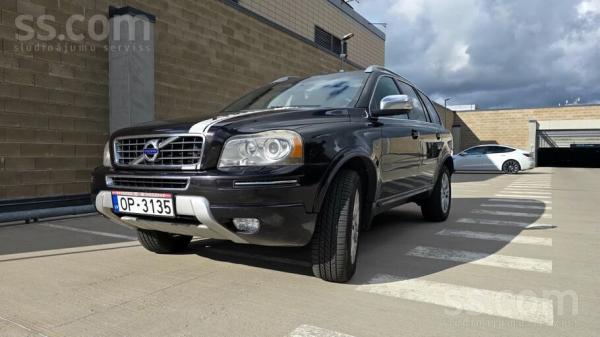 Brown Volvo XC90 2012 in Riga, with an engine capacity of 2.50 L and mileage of 322 thousand km for 12000 €, photo 10 on AUTOMOTO.COM.LV