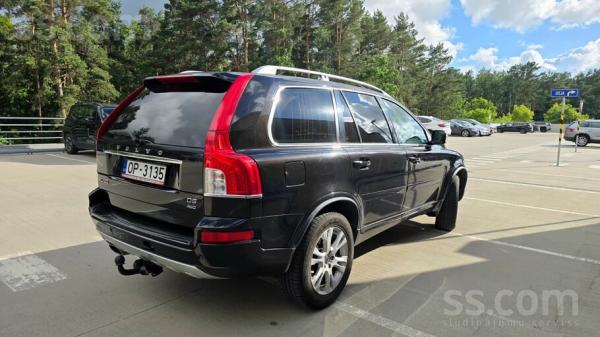 Brown Volvo XC90 2012 in Riga, with an engine capacity of 2.40 L and mileage of 322 thousand km for 12000 €, photo 4 on AUTOMOTO.COM.LV