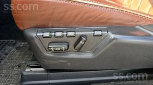 Brown Volvo XC90 2012 in Riga, with an engine capacity of 2.40 L and mileage of 322 thousand km for 12000 €, photo 22 on AUTOMOTO.COM.LV