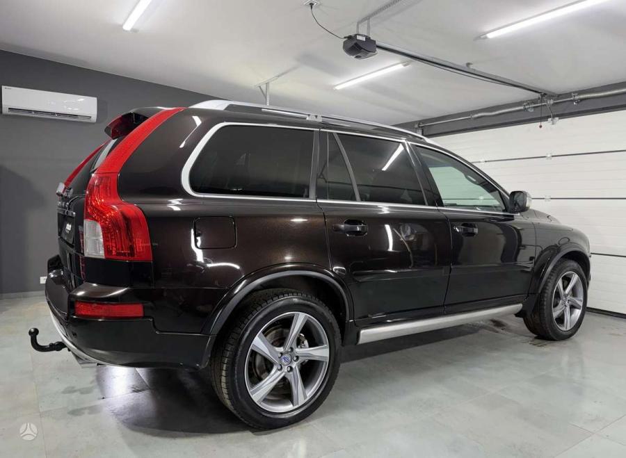Brūns Volvo XC90 2012 Utena, ar dzinēja tilpumu 2.40 L un nobraukumu 263 tūkst. km par 12950 €, foto 3 vietnē AUTOMOTO.COM.LV