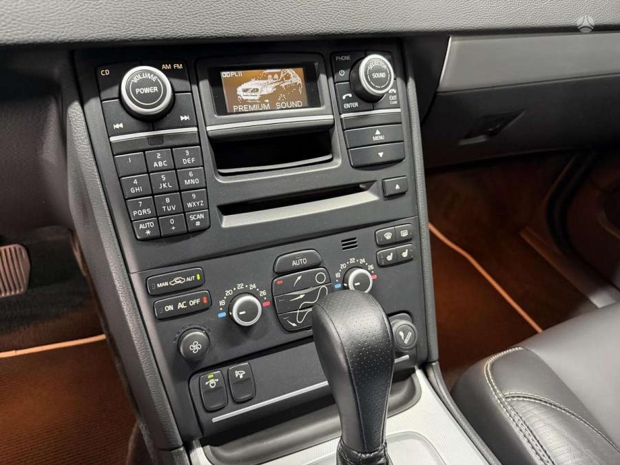 Brūns Volvo XC90 2012 Utena, ar dzinēja tilpumu 2.40 L un nobraukumu 263 tūkst. km par 12950 €, foto 14 vietnē AUTOMOTO.COM.LV