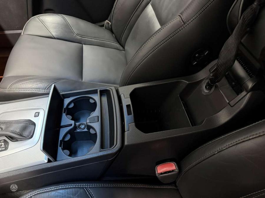Brūns Volvo XC90 2012 Utena, ar dzinēja tilpumu 2.40 L un nobraukumu 263 tūkst. km par 12950 €, foto 17 vietnē AUTOMOTO.COM.LV