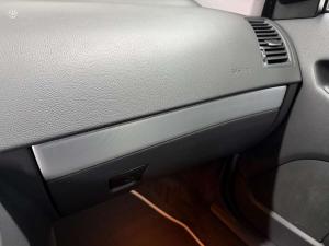 Brūns Volvo XC90 2012 Utena, ar dzinēja tilpumu 2.40 L un nobraukumu 263 tūkst. km par 12950 €, foto 18 vietnē AUTOMOTO.COM.LV