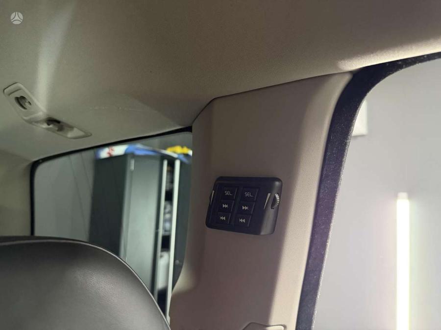 Brūns Volvo XC90 2012 Utena, ar dzinēja tilpumu 2.40 L un nobraukumu 263 tūkst. km par 12950 €, foto 21 vietnē AUTOMOTO.COM.LV