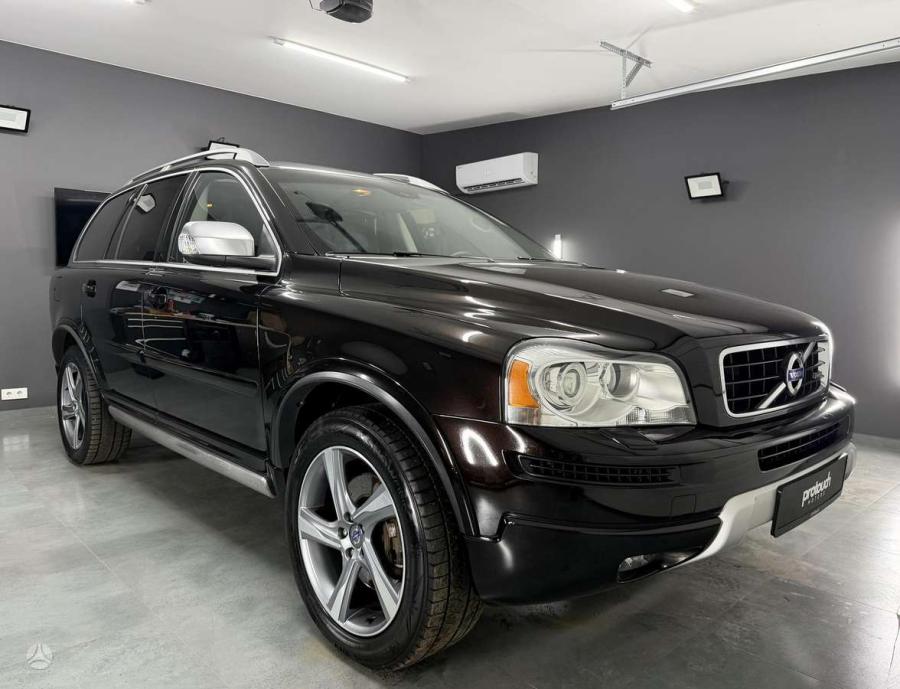 Brūns Volvo XC90 2012 Utena, ar dzinēja tilpumu 2.40 L un nobraukumu 263 tūkst. km par 12950 €, foto 41 vietnē AUTOMOTO.COM.LV