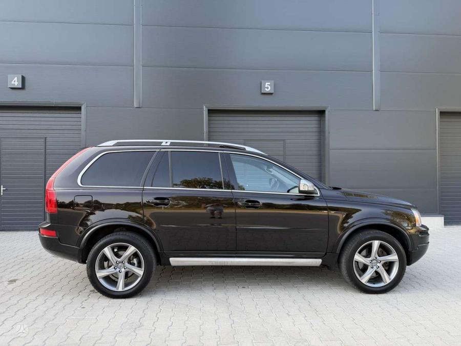 Brūns Volvo XC90 2012 Utena, ar dzinēja tilpumu 2.40 L un nobraukumu 263 tūkst. km par 12950 €, foto 53 vietnē AUTOMOTO.COM.LV